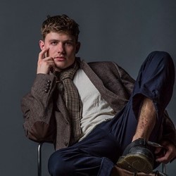 Interview: Rarely Asked Questions – Jon Pointing, Plebs