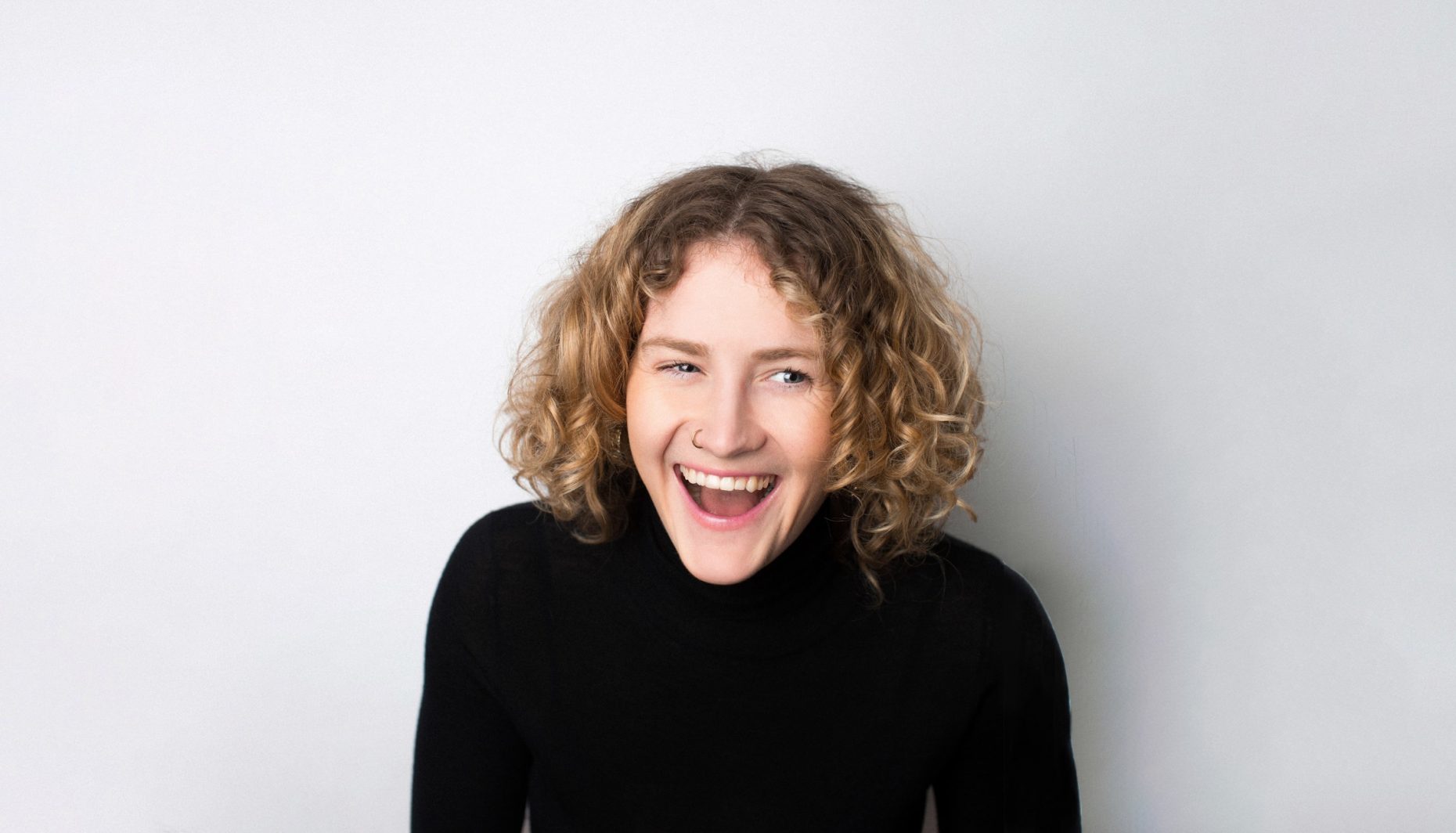 News: Debut Tour For Grace Campbell